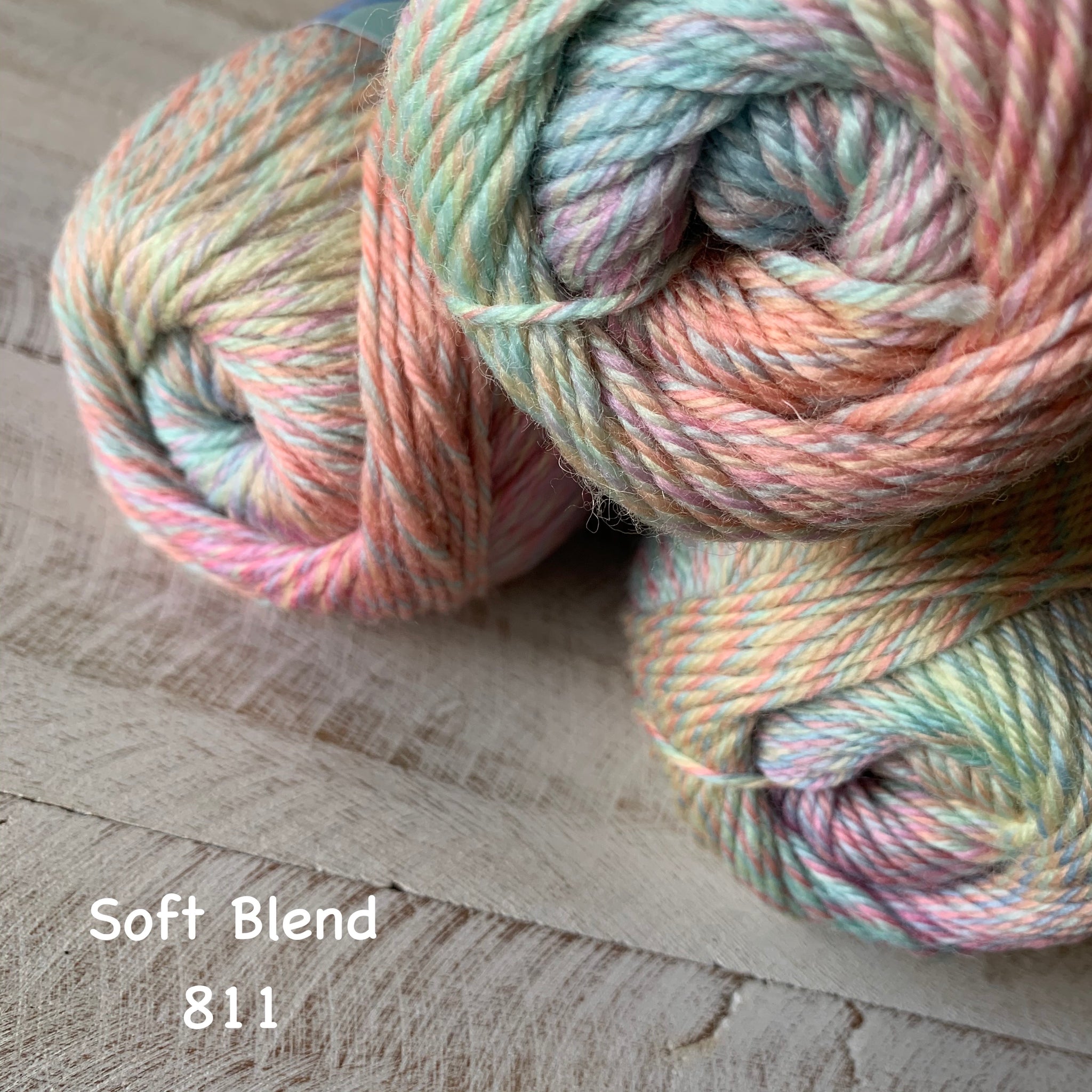 Mandala 8 Ply – Yarn Me Calm